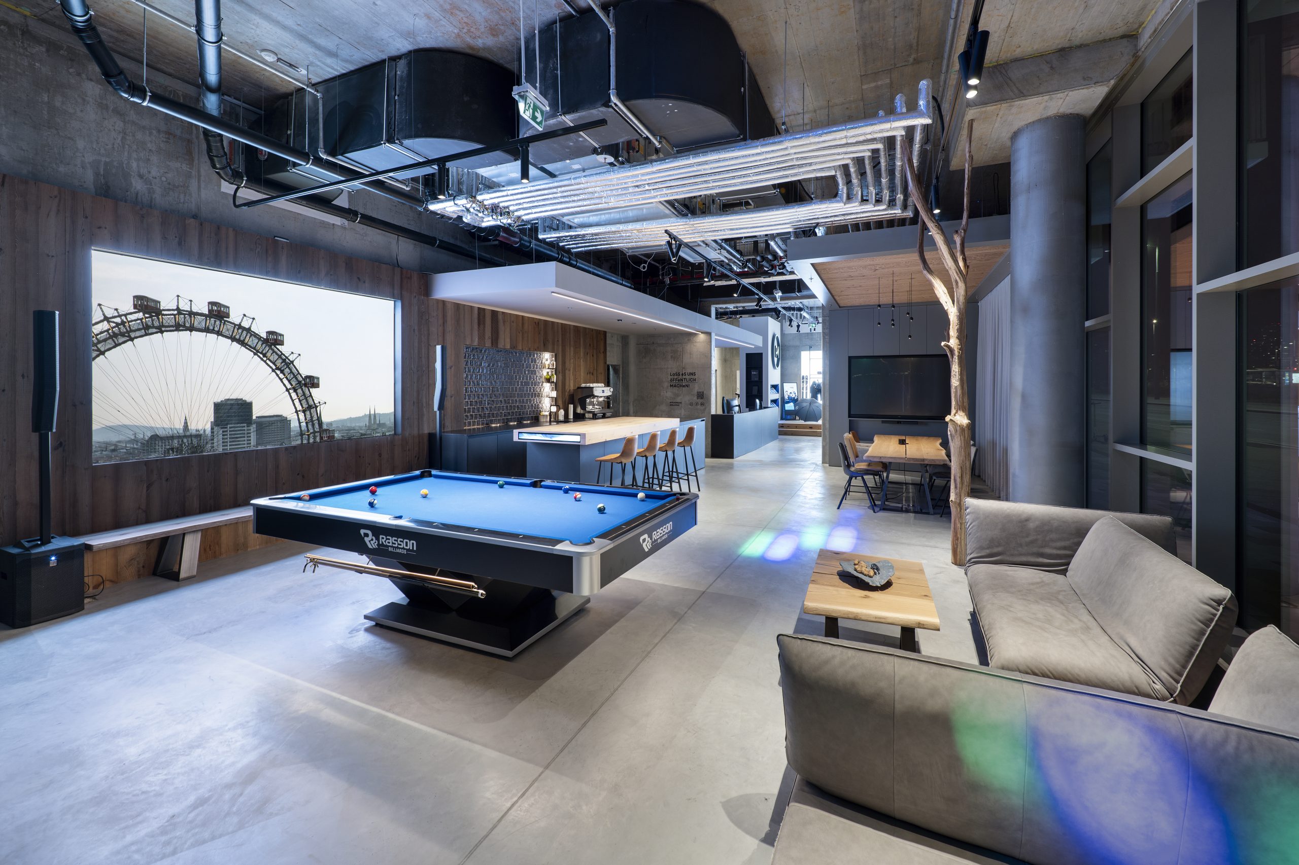 LED Displays for Digital Signage | ZetaDisplay | ZetaDisplay